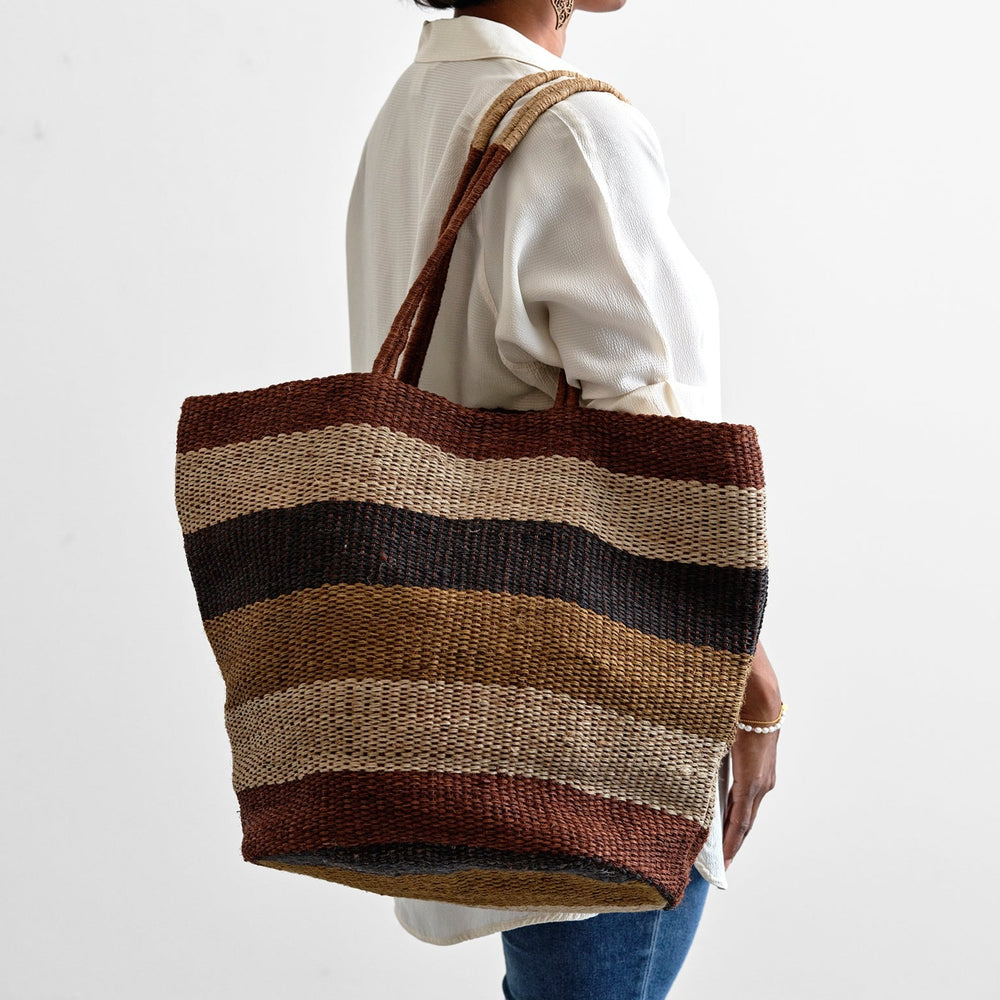 Jute weekendtaske - Håndvævet, farvet og syet af kvinder – Manelleh